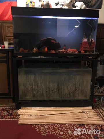 Отдам аквариум