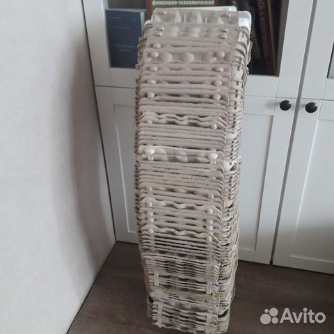 Отдам яичные лотки